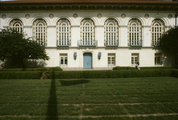 Battle Hall, University of Texas at Austin - Larry Speck